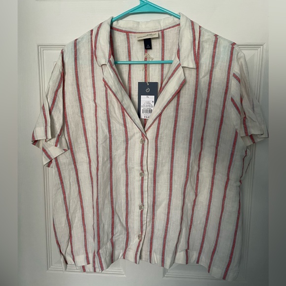 Universal Thread | Tops | Universal Thread Striped Button Up Nwt | Poshmark